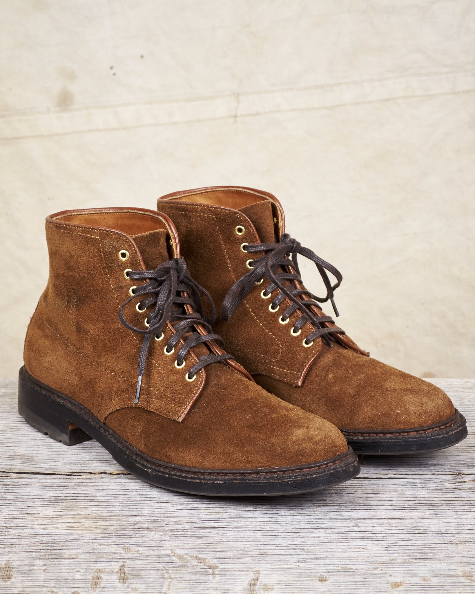 Second Hand Alden Snuff Suede Barrie last plain toe boot Size 6,5 (Fit ...